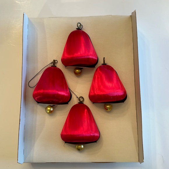 Holiday | Vintage Pyramid 4 Spun Satin Silk Bells Red Christmas Tree ...
